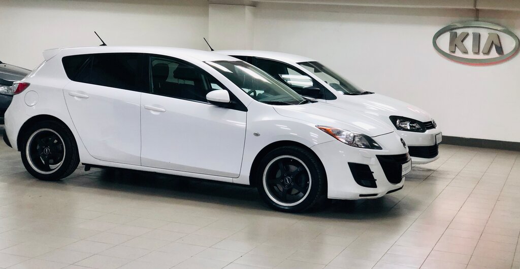 Otomobil satış galerileri Nezavisimost Auto, Moskova, foto