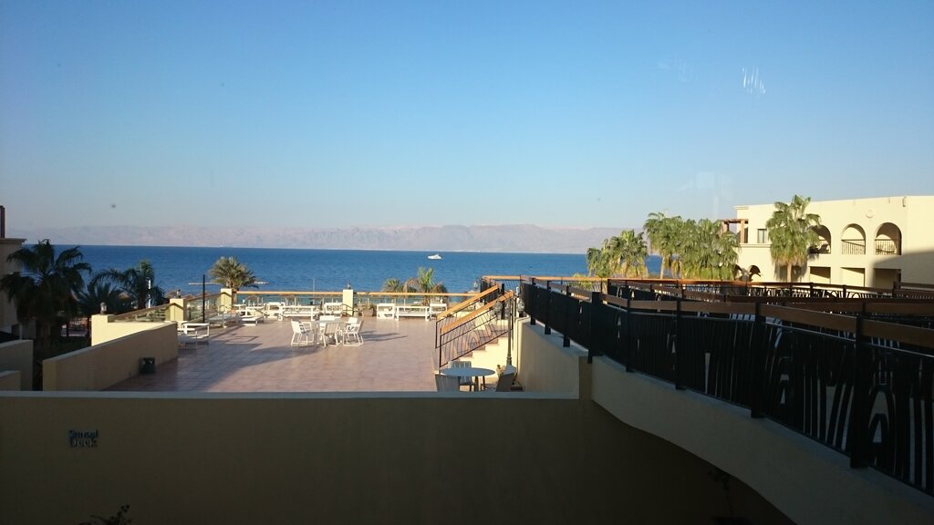 Plaj Пляж отеля Radisson Blu Tala Bay Resort, Dünya, foto