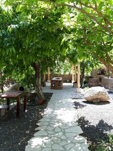 Yeganyans Guest House and Wine Yard (Aragatsotn Region, Ashtarak), otel  Aştarak'tan
