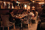 Svoy (Maǵjan Jumabaev dańǵyly No:24), restoran  Astana'dan