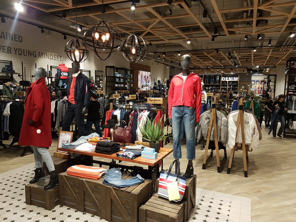 Giyim mağazası Jeans Symphony, Himki, foto
