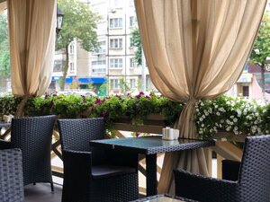 Halif (Sovetskaya Street No:64, Lipetsk), restoran  Lipetsk'ten