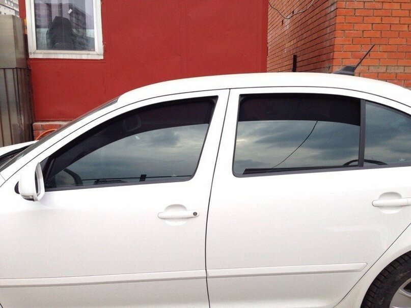 Oto aksesuarları Karkasnyye avtoshtorki, Nijni Novgorod, foto