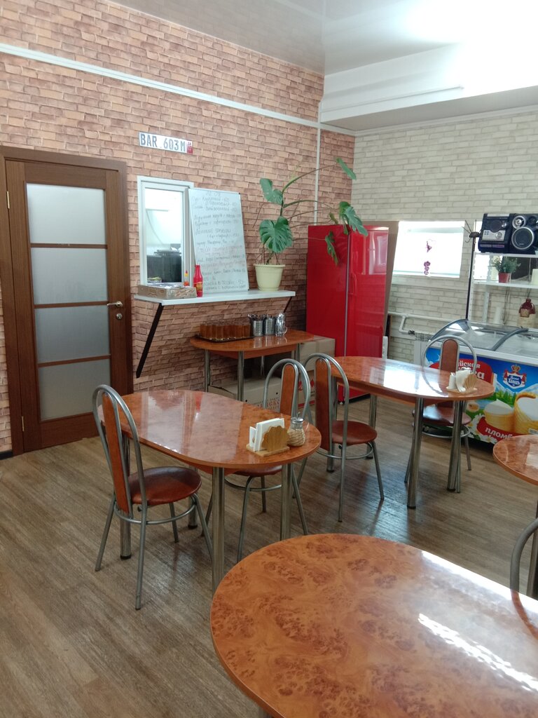 Kafe Кафе-Столовая Гараж, Moskova, foto