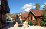 Veseloe Home (Молодёжная улица No:26, село Весёлое), otel  Kırım Cumhuriyeti'nden