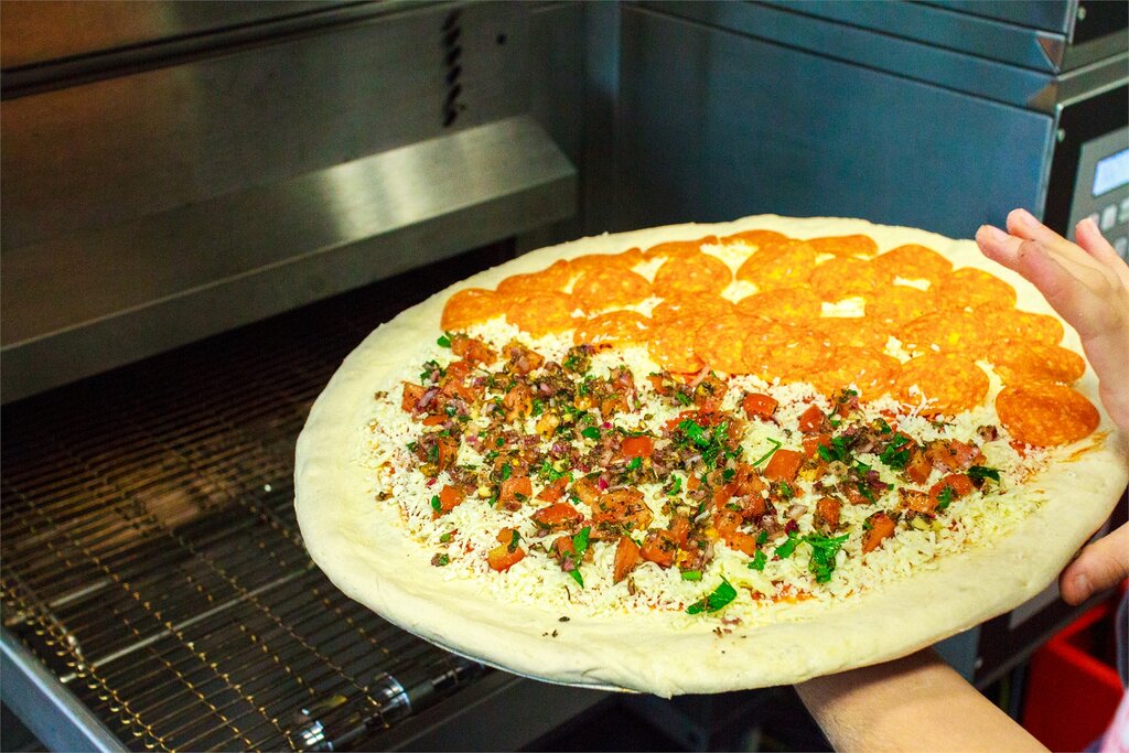 Pizzacılar Yes Pizza, Soçi, foto