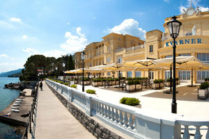 Apartments Ines (Primorje-Gorski Kotar County, Opatija), otel  Dünya'dan
