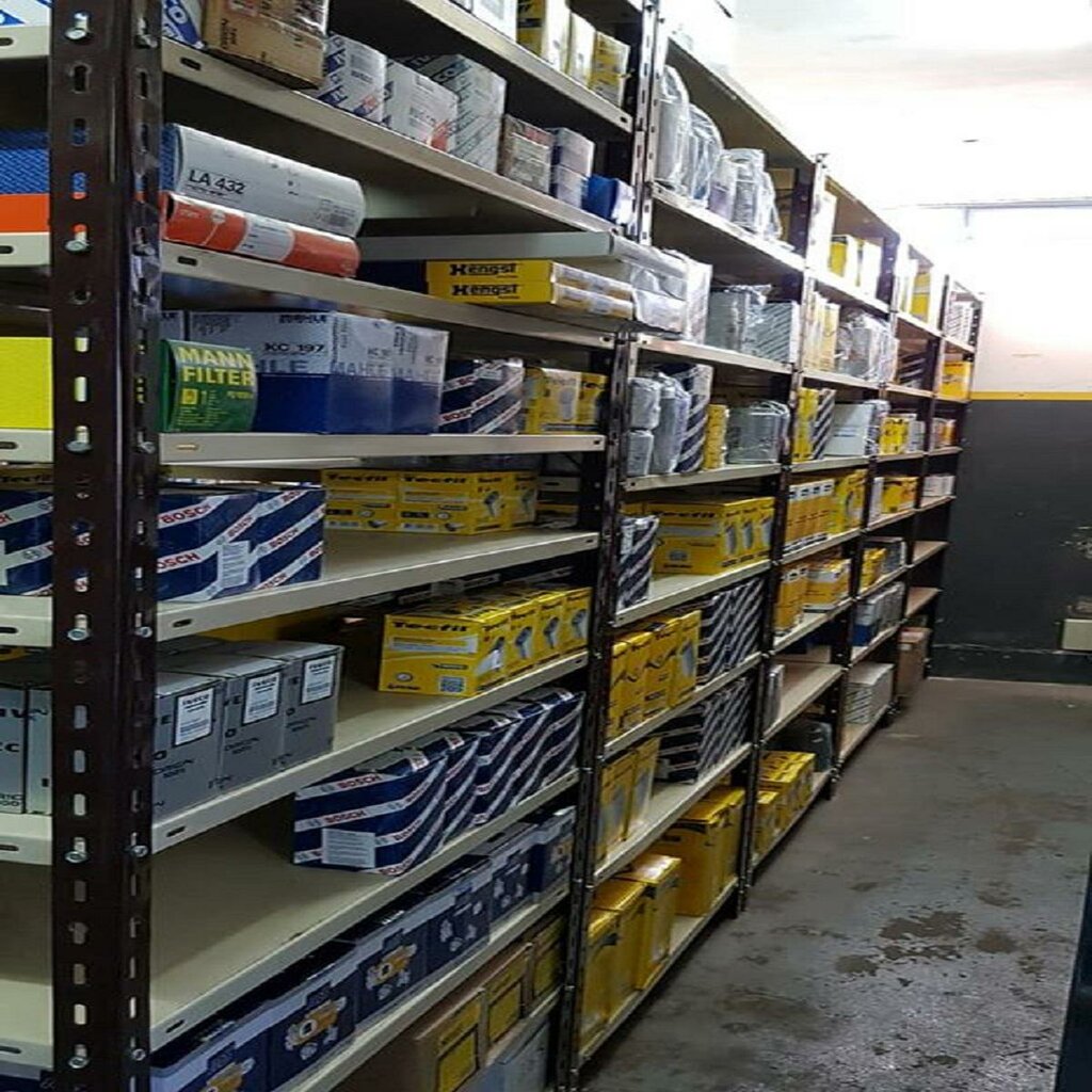 Kamyon ve ağır vasıta satış ve servis firmaları Hollcam S. A., , foto