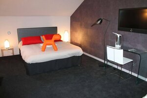 Studios Marie Barrault (Pays de la Loire, Vendée, Arrondissement de La Roche-sur-Yon, Les Herbiers, Rue Monseigneur Massé, 57), otel