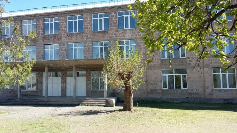 Ortaokul Pshatavan secondary school, Armavir, foto