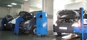 Texno-kommerhsesky sentr (ulitsa Karla Marksa No:90/1), otomobil servisi  Armavir'den