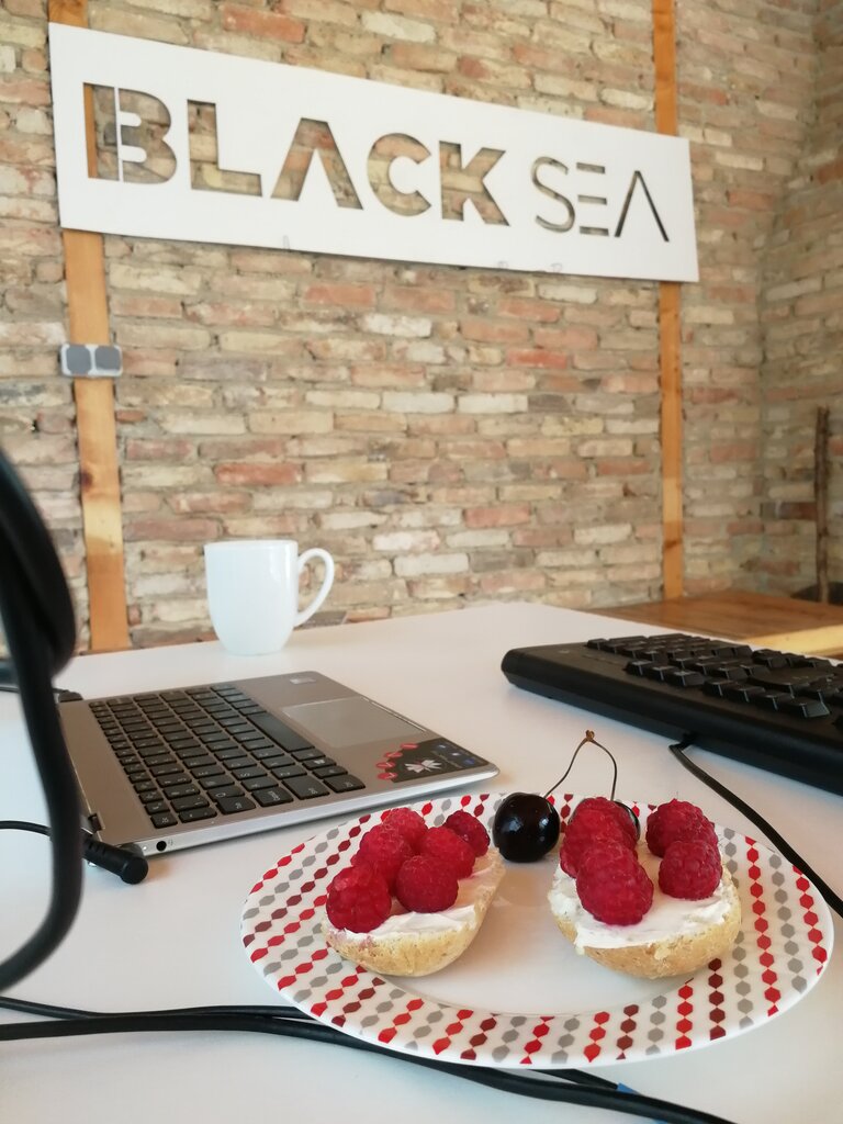 Kafe Гриль-зона, Byala, foto