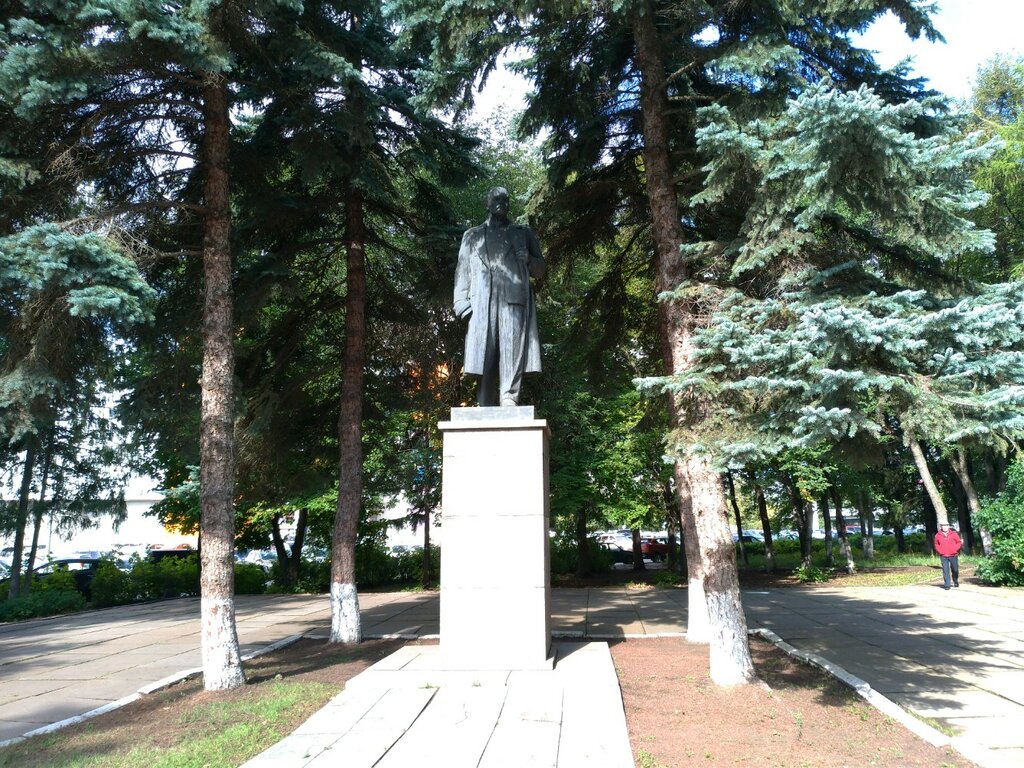 Anıt, heykel Памятник В. И. Ленину, Ufa, foto