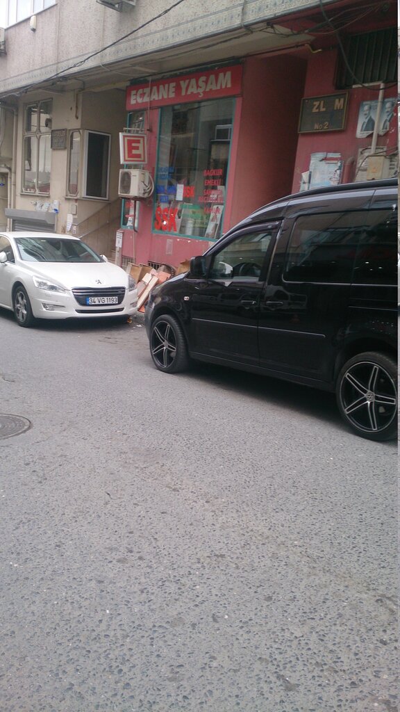Eczaneler Eczane Yaşam, İstanbul, foto