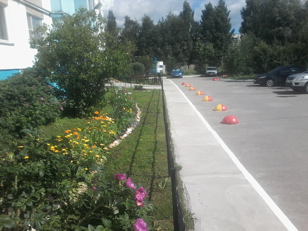 Bina, site yönetimi Derevyanitsy-1 TSZh, Velikiy Novgorod, foto