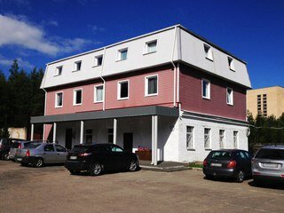 Alışveriş merkezleri Torgovo-ofisny tsentr, Petrozavodsk, foto