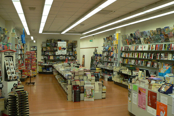 Kitap mağazaları Libreria Campus Mondadori Bookstore, Pesaro, foto