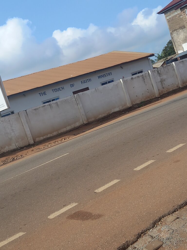 Dini dernekler The Touch of faith Ministry, Dünya, foto