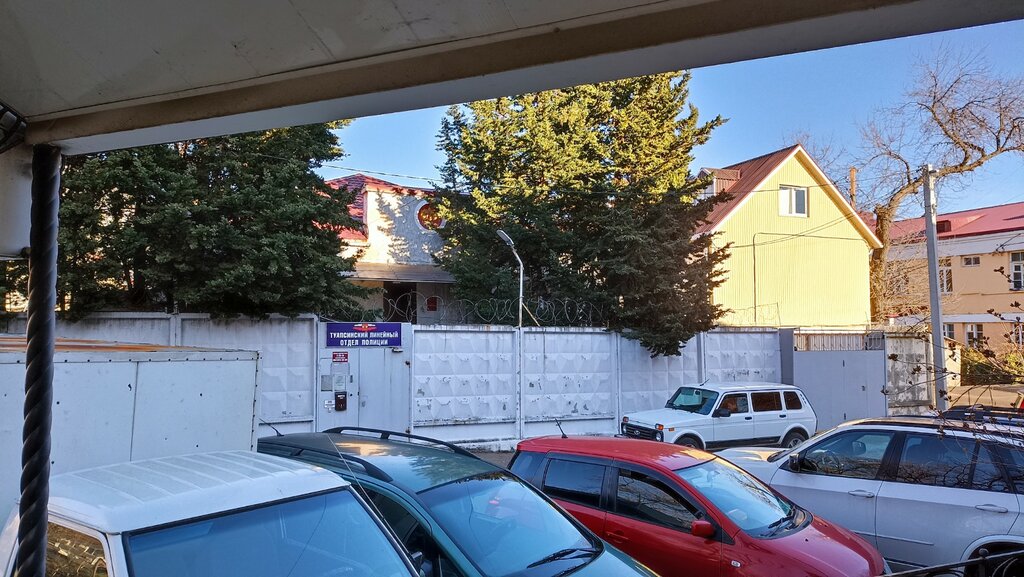 Polis merkezleri Туапсинский линейный отдел полиции, Tuapse, foto