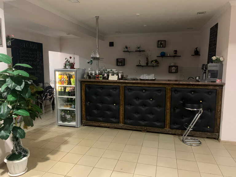 Kafe Кафе, Tyrnauz, foto