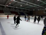 Ледовый дворец Алтын Алка (ulitsa Sultangaliyeva No:21А), çok amaçlı spor tesisleri  Aznakayevo'dan (Aznakay'dan)