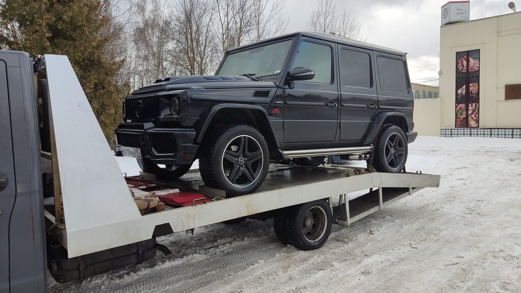 Çekici hizmeti Car tow truck, Moskova, foto
