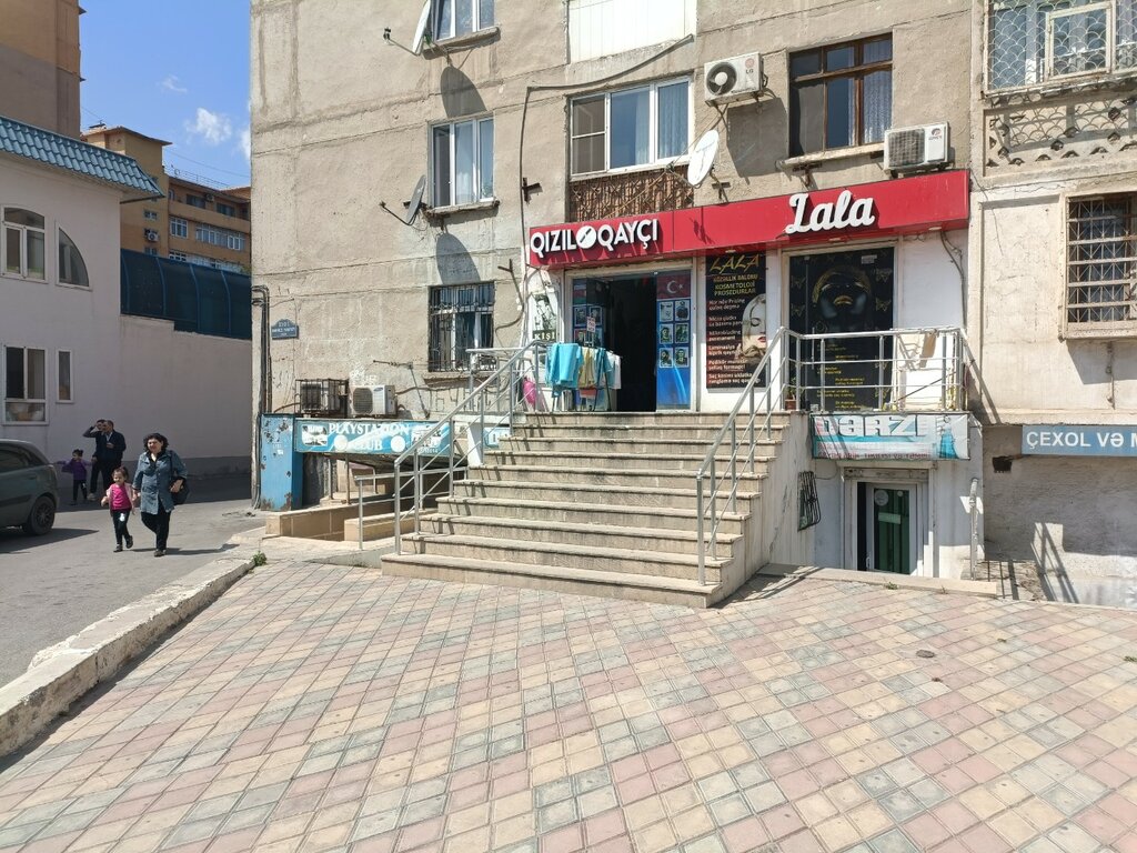 Kuaförler Qizil Qayçi, Bakü, foto