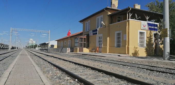 Tren istasyonu Türkiye Cumhuriyeti Devlet Demiryolları, Kayseri, foto