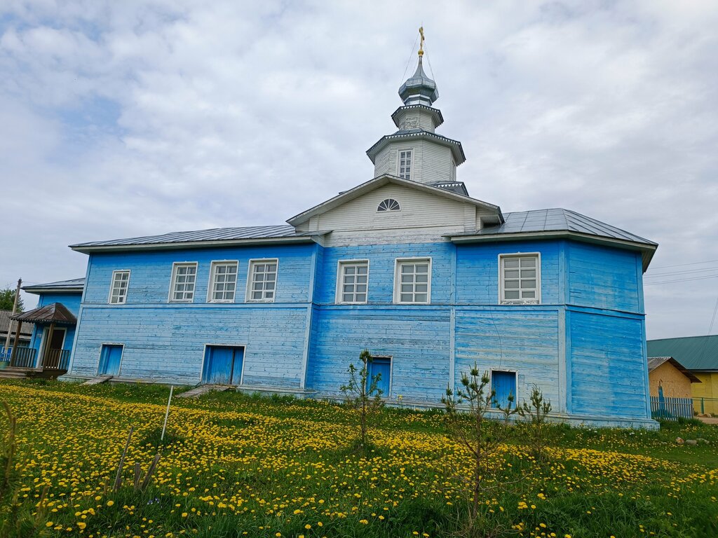 Ortodoks kiliseleri Tserkov Ikony Bozhiyey Materi Znameniye V Berezovoy Slobodke, Vologodskaya oblastı, foto