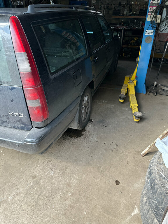 Otomobil servisi Автосервис, Kalujskaya oblastı, foto