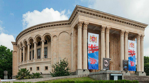 Tiyatrolar Kutaisi Lado Meskhishvili Professional State Drama Theatre, Kutaisi, foto