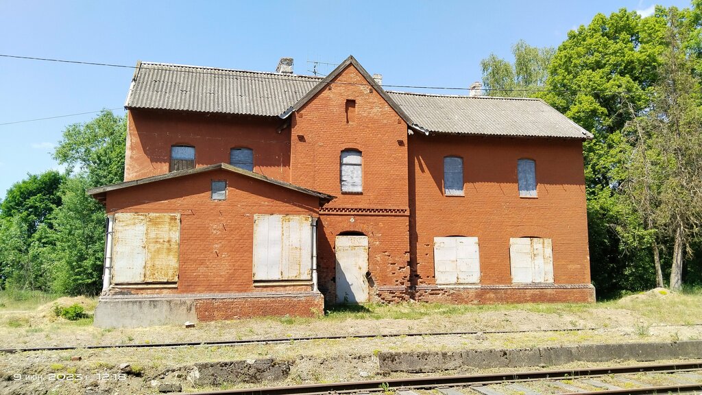 Turistik yerler Здание железнодорожного вокзала Гросс Роминтена, Kaliningradskaya oblastı, foto