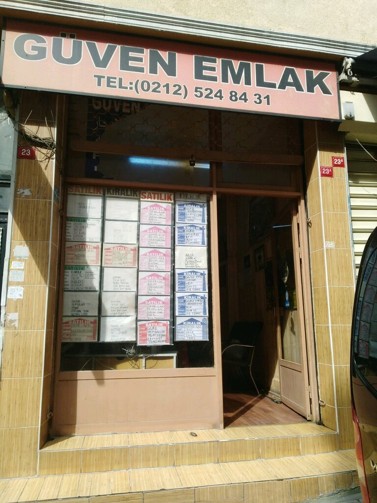 Emlak ofisi Güven Emlak, İstanbul, foto