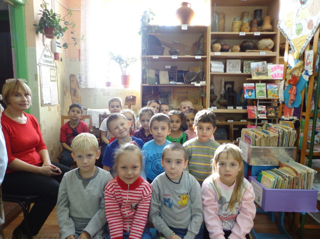 Kütüphaneler Степанцевская сельская библиотека, Vladimirskaya oblastı, foto