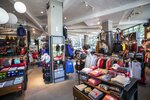 The North Face (Whistler, 32-4314 Main St), spor giyim ve ayakkabı  Britanya Kolumbiyası'ndan