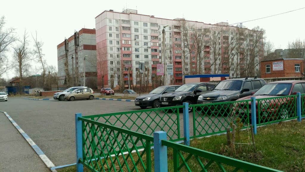 Otoparklar Parking lot, Omsk, foto