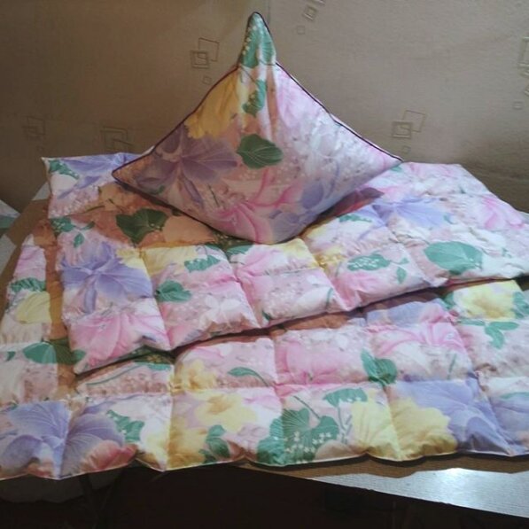 Restorasyon atölyeleri Pillow Restoration, Jezkazgan, foto