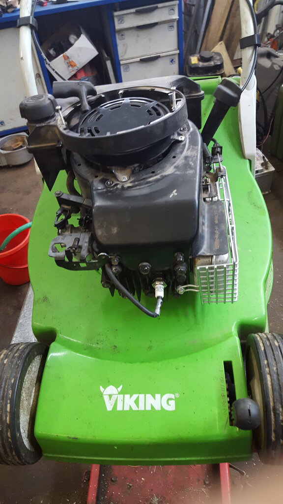 Bahçe ekipmanları tamiri Remstroiteh, Moskova, foto