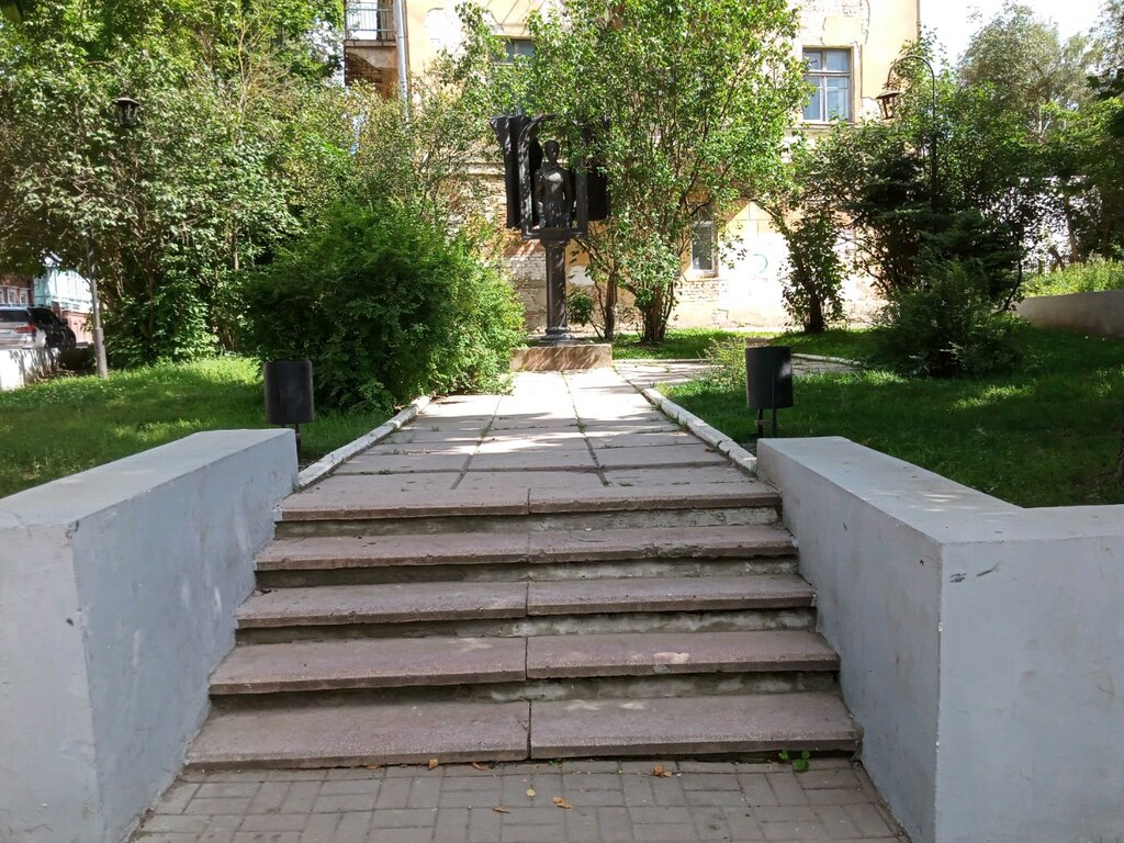 Meydan Сквер имени Софьи Перовской, Kaluga, foto