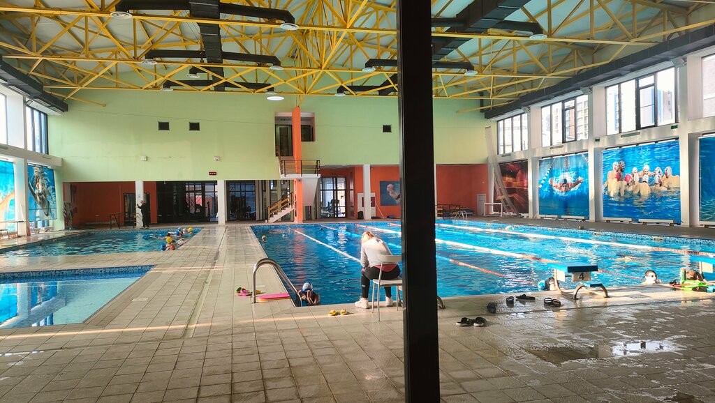 Yüzme havuzları Gldani Swimming Pool, Tiflis, foto
