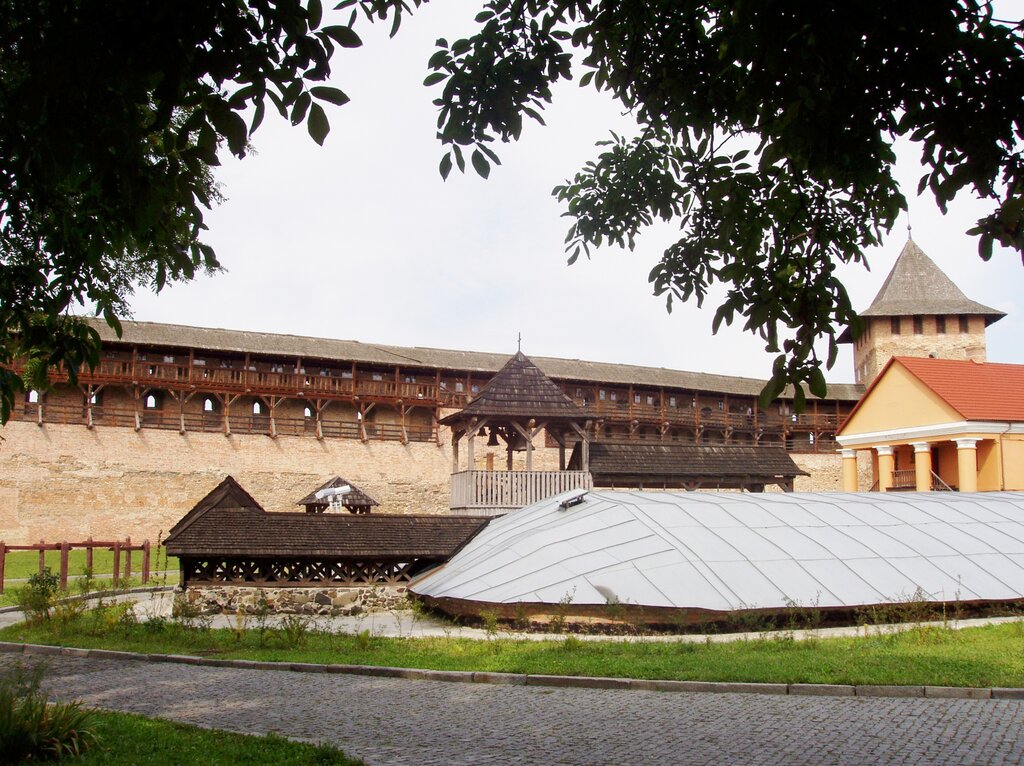 Turistik yerler Замок Любарта, Lutck, foto