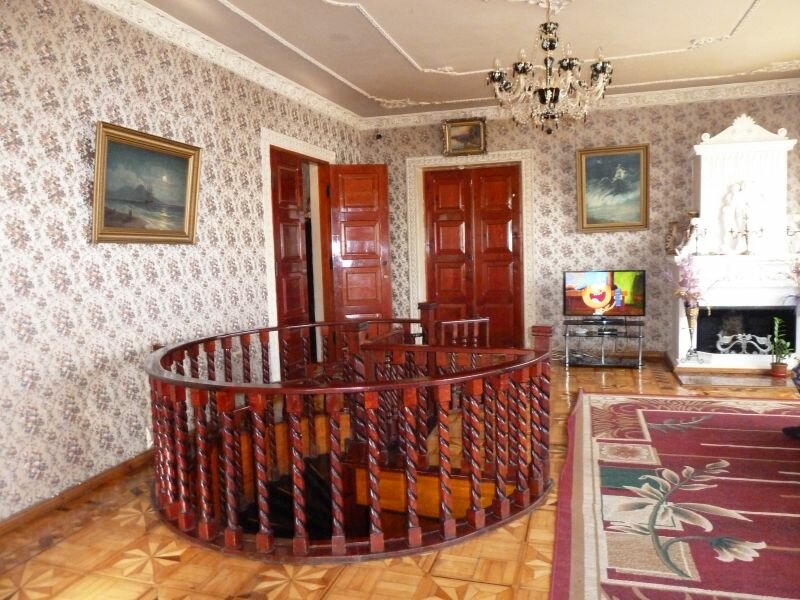 Emlak ofisi Agentstvo nedvizhimosti Bingo, Simferopol (Akmescit), foto