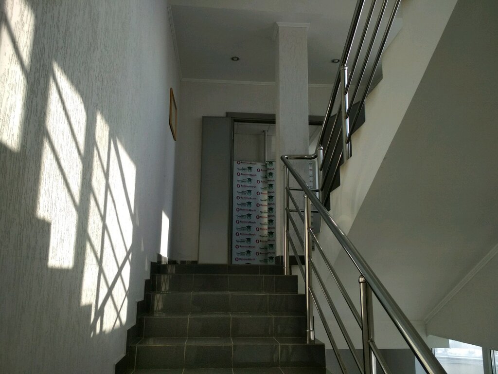 Ticaret merkezleri Analitichesky tsentr Romni Marsh, Omsk, foto