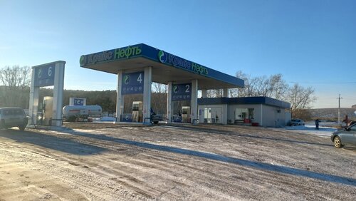 Benzin istasyonu KraisNeft, İrkutskaya oblastı, foto