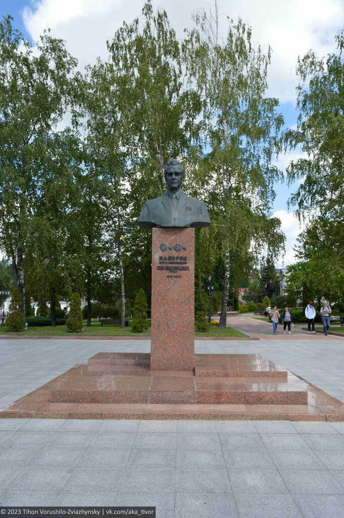 Anıt, heykel П.М. Машеров, Vitebsk, foto