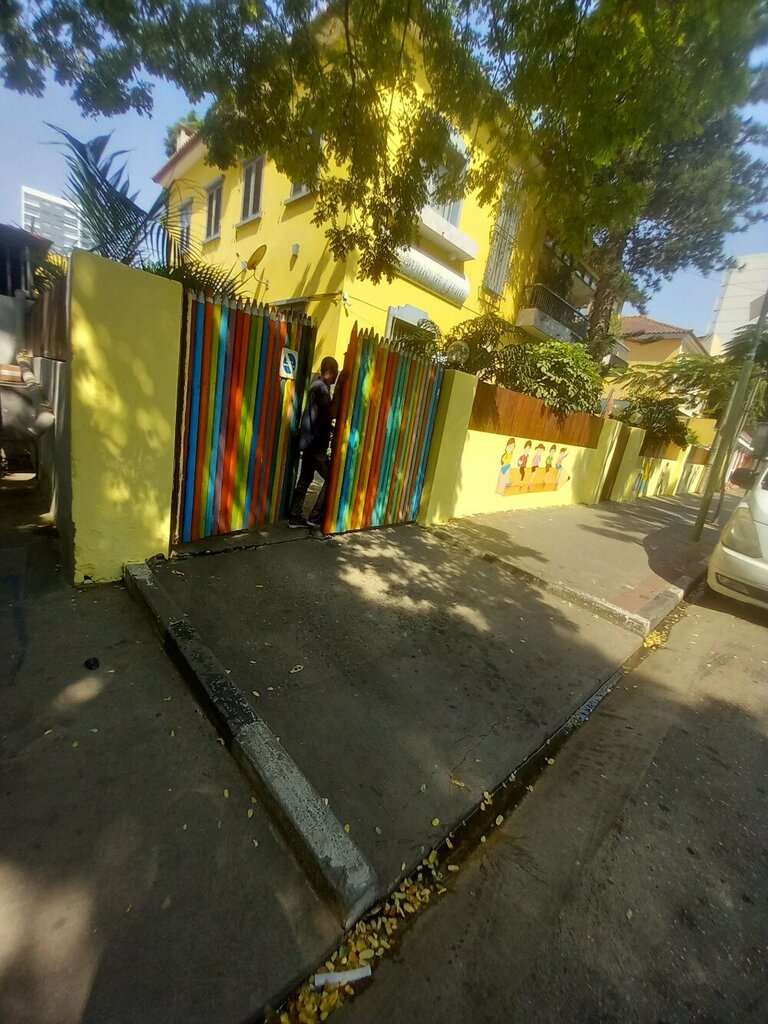 Anaokulları Botão de gente, Loanda, foto