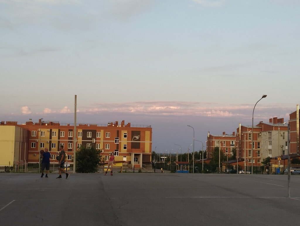 Spor alanı Баскетбольная площадка, Volgograd, foto