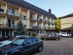 Gostevoy dom Shokolad Dyurso (Tisovaya ulitsa No:1, khutor Dyurso), otel  Krasnodarski krayından