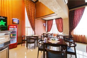 Golden House (Geroya Ryabtseva Street No:1Б, Nizhniy Novgorod), otel  Nijni Novgorod'dan