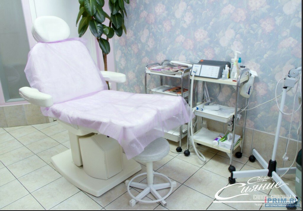 Güzellik salonu Severnoye Siyaniye, Vladivostok, foto